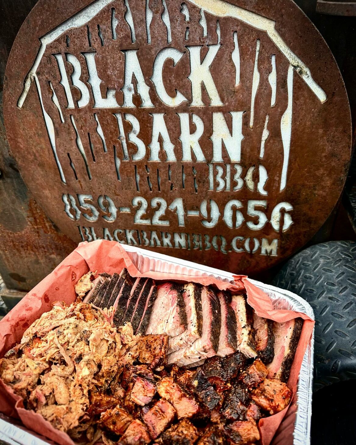 Black Barn BBQ - Voted "Best BBQ" in Nicholasville, KY